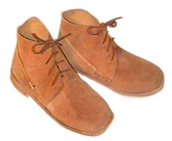 BROGANS AND LONG SHOES FOR MEN